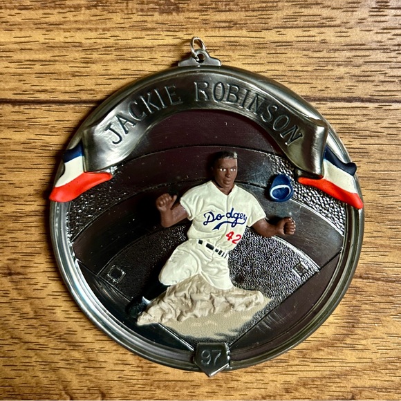 Hallmark | Holiday | Hallmark Keepsake Baseball Heroes Jackie Robinson ...